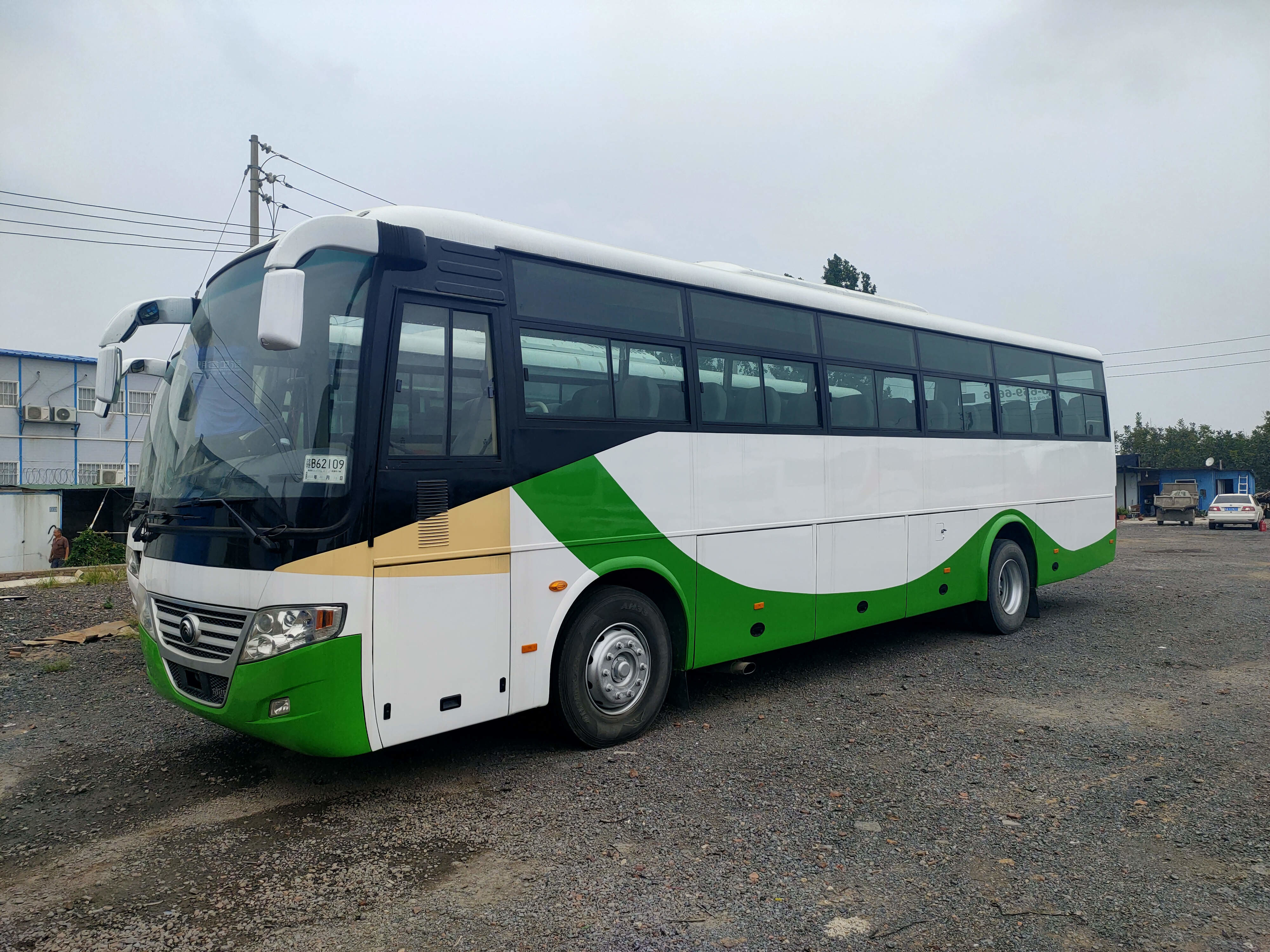 Used Yutong Front Engine Bus Lhd/Rhd Plate Spring Suspension passenger ...