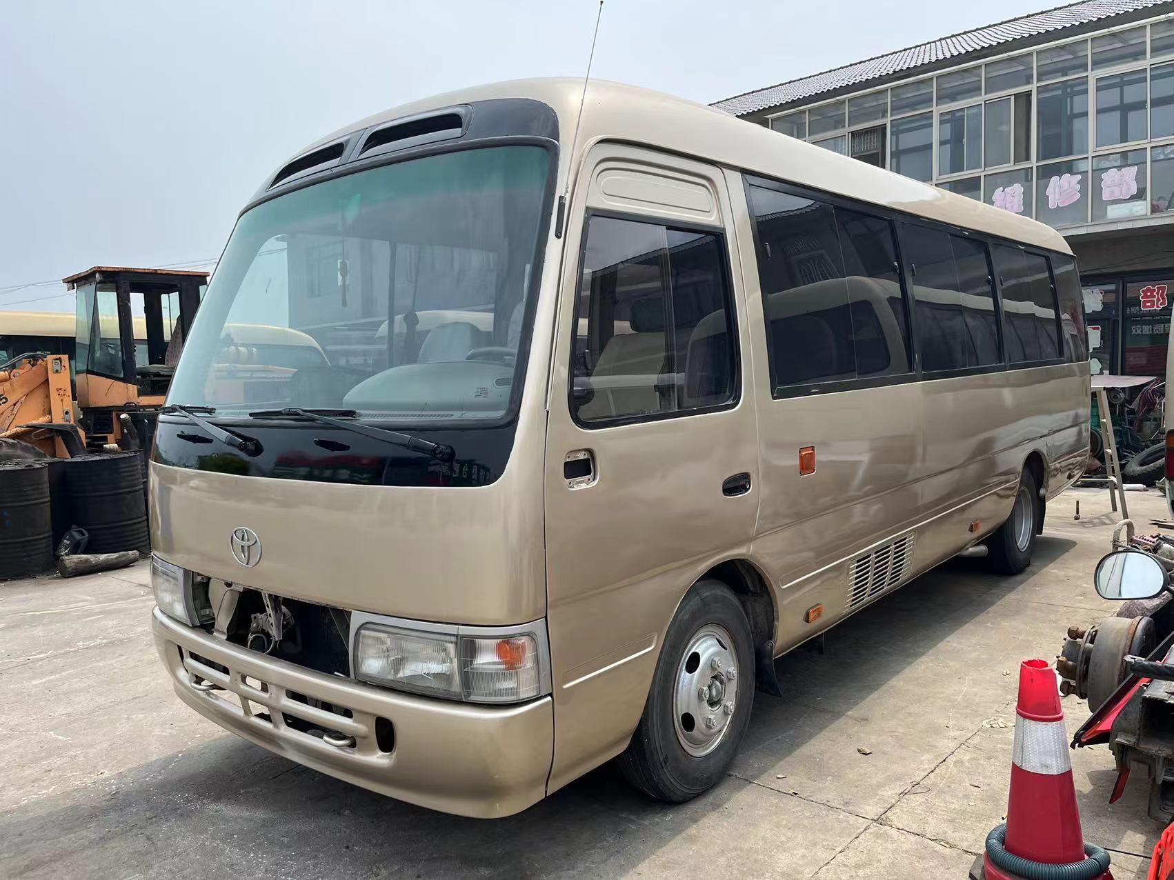 Toyota Coaster 29seats Used Mini Bus Automatic Door 1Hz Low Kilometer