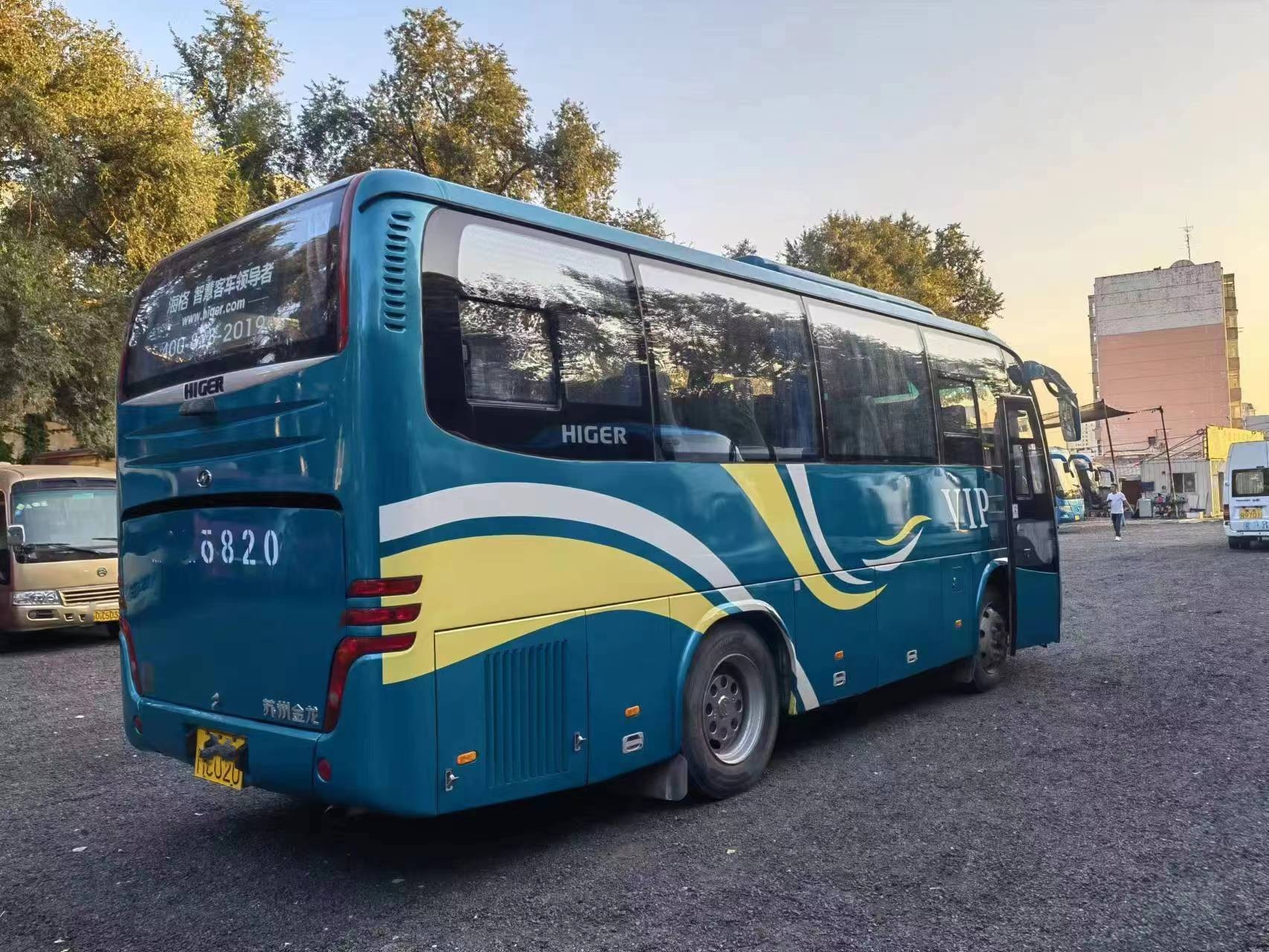 Luxury Higer KLQ6796 Used Coach Buses 34 Seats LHD Rear Engine 147kw ...