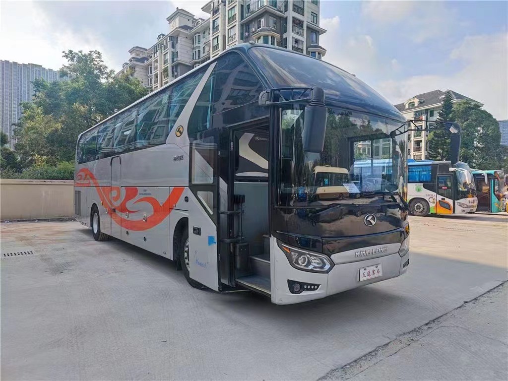 Commuter Kinglong Used Yutong Buses Passenger Transportation 51 Seats ...