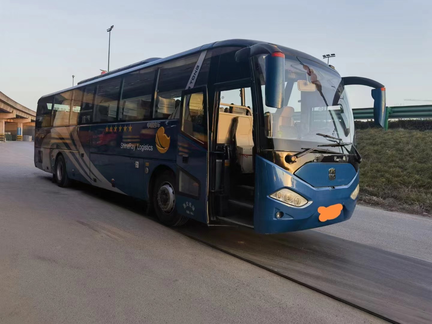 Used Luxury Coaches Zhongtong Bus Weichai 300hp 55seats Left Hand Drive ...