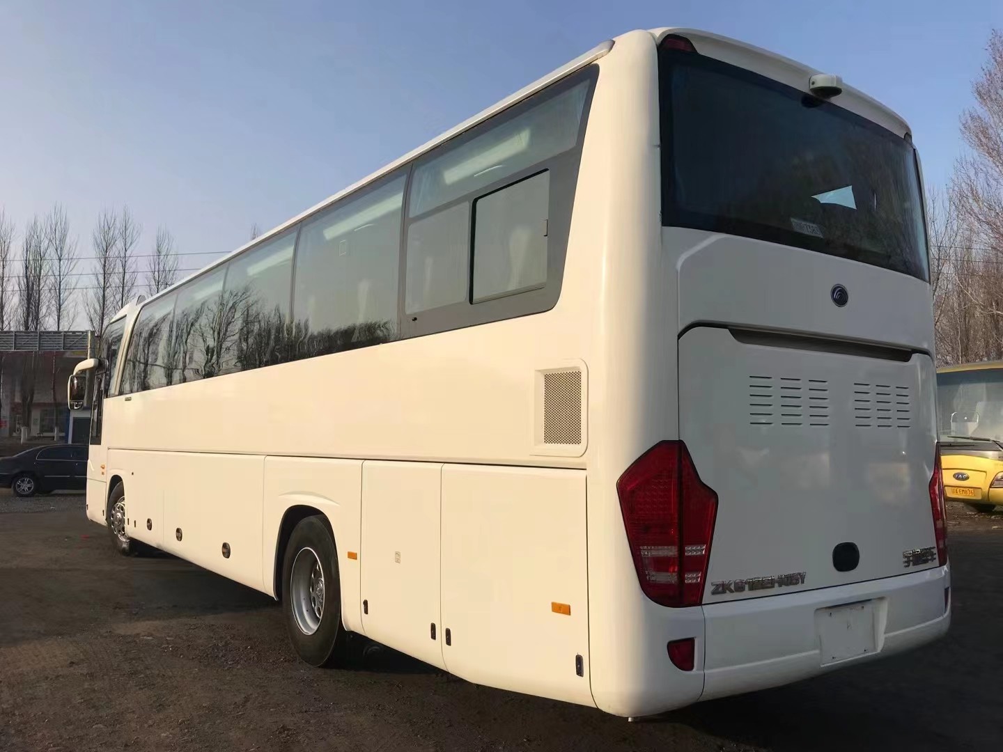 Second Hand Tourist Bus Luxury Coach Bus Yutong Zk6122 Yuchai 330hp ...