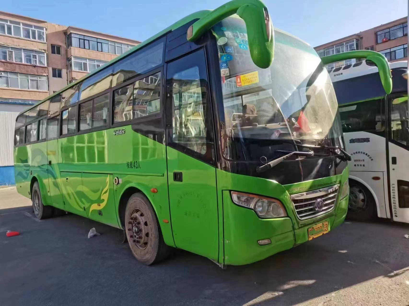Used Coach Bus Double Doors 43 Seats Used Young Tong Bus ZK6102D Front ...