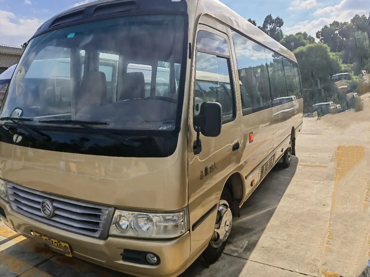 Used Commercial Bus Front Engine 28 Seats Ecternal Swinging Door Golden ...