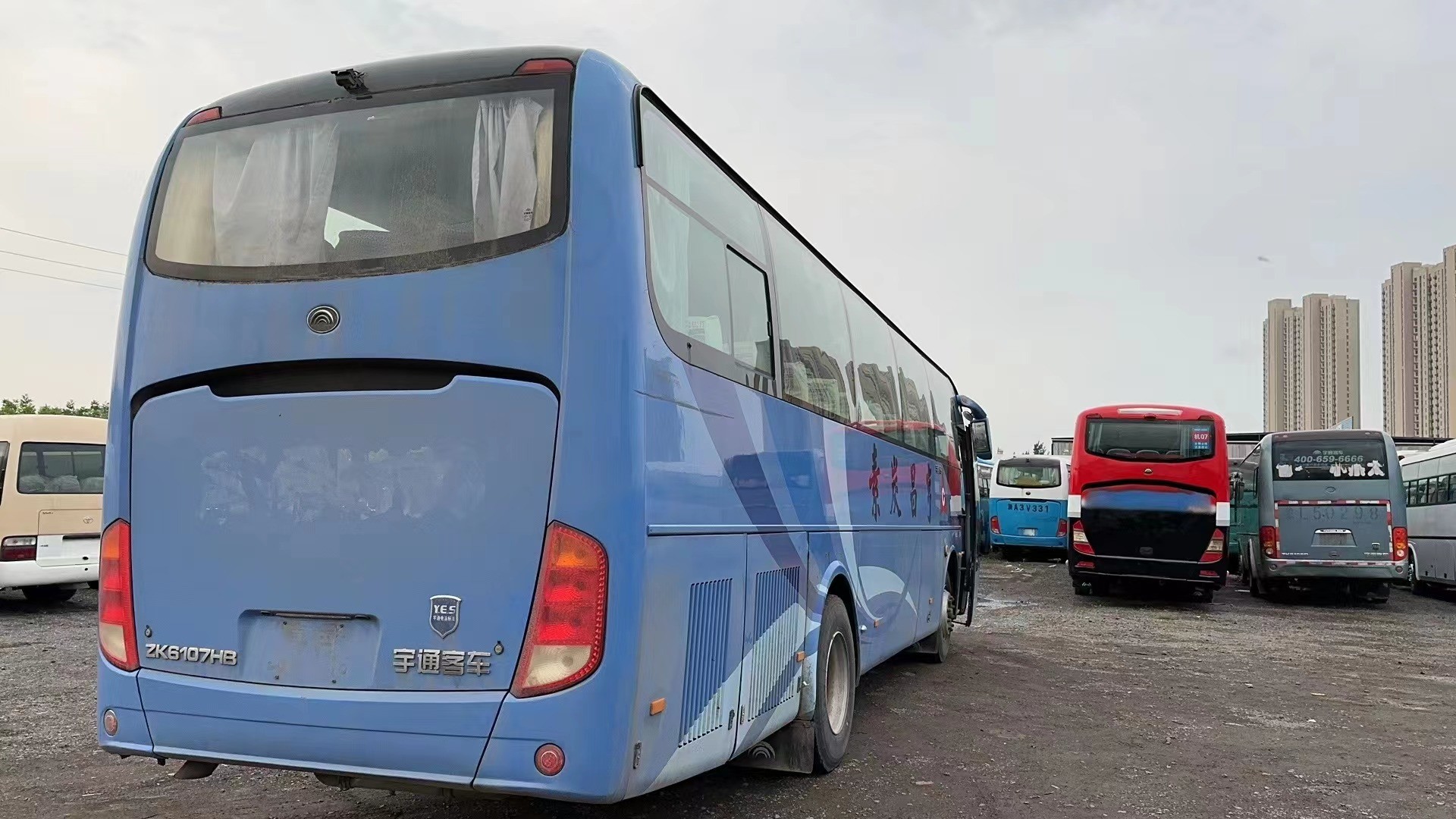 Second Hand Microbus 60 Seats 2+3 Seats Layout Yuchai Engine Blue Color ...