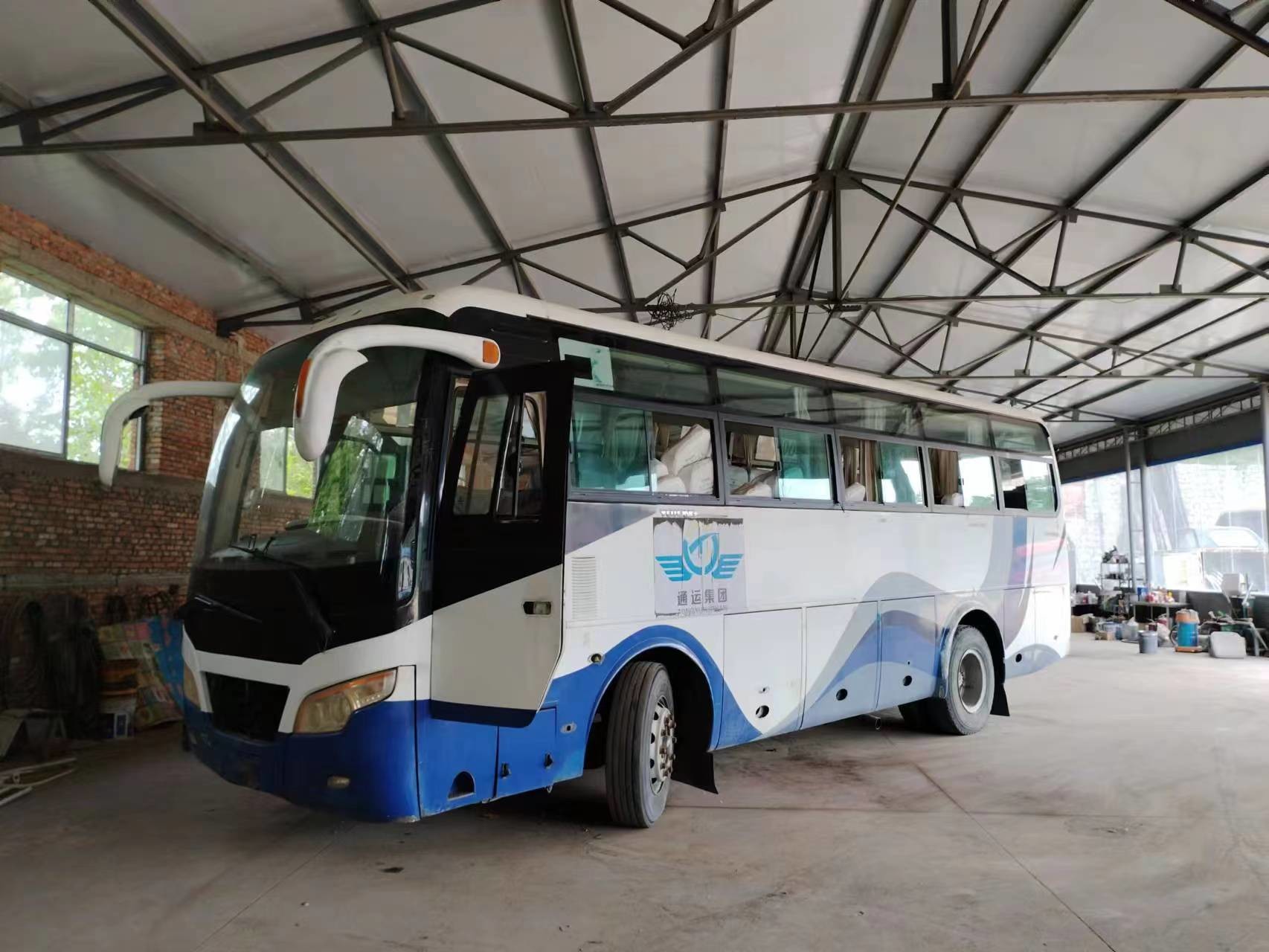 Used Shuttle Bus Front Engine 41 Seats Sliding Window Air Conditioner ...