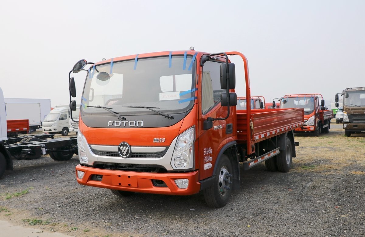 Cummins Engine Diesel 4*2 Foton Light Truck Single Cab LHD