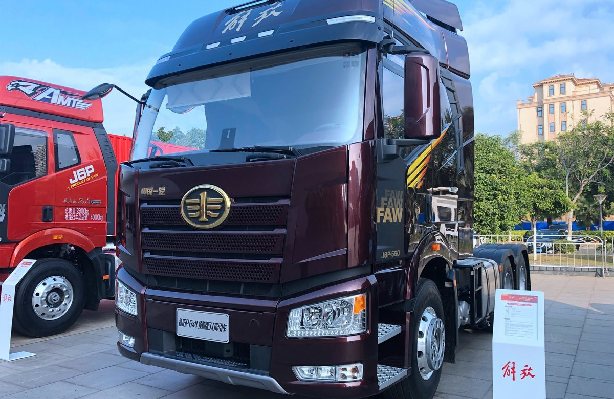 Faw Tractor Truck J6P Logistics Distribution 560hp Powerful Engine 10 ...
