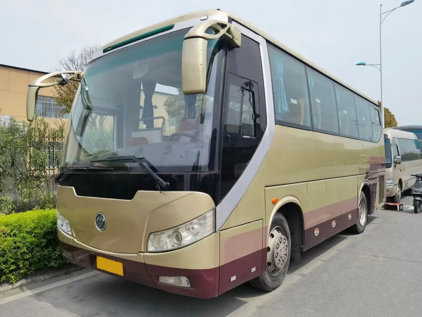 BJ6800 Futian Brand Air-Conditioned Left-Hand Drive Diesel Bus With ...