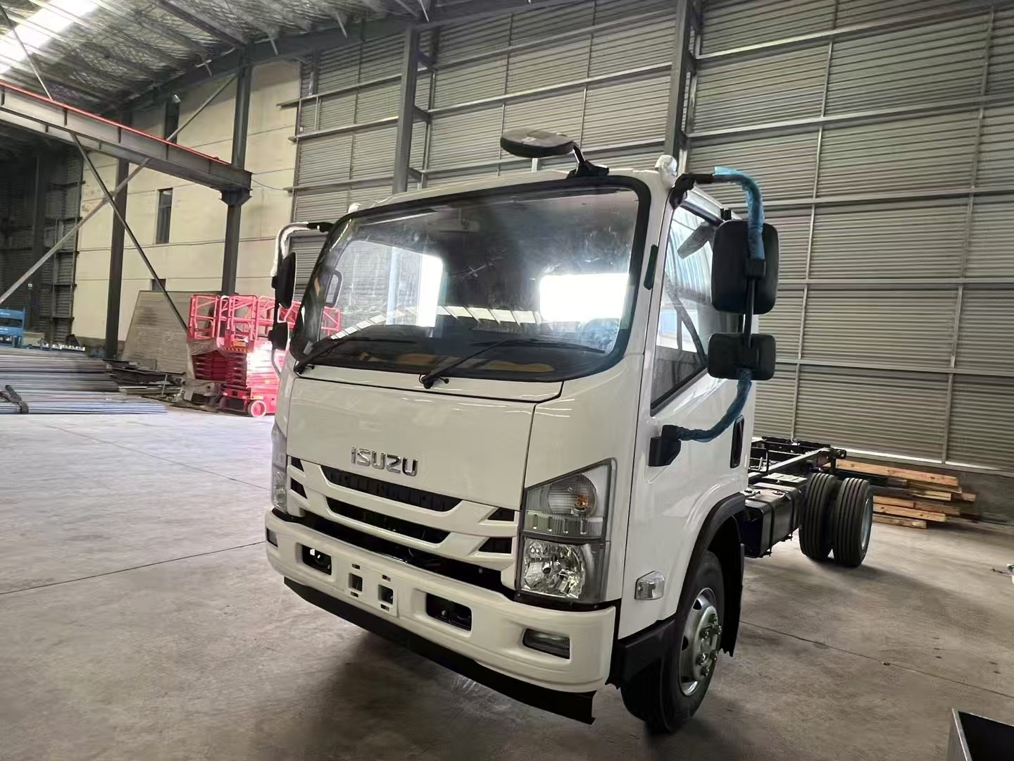 ISUZU Truck Chassis KV100 KV600 700P Model New Truck For Sale Custom ...