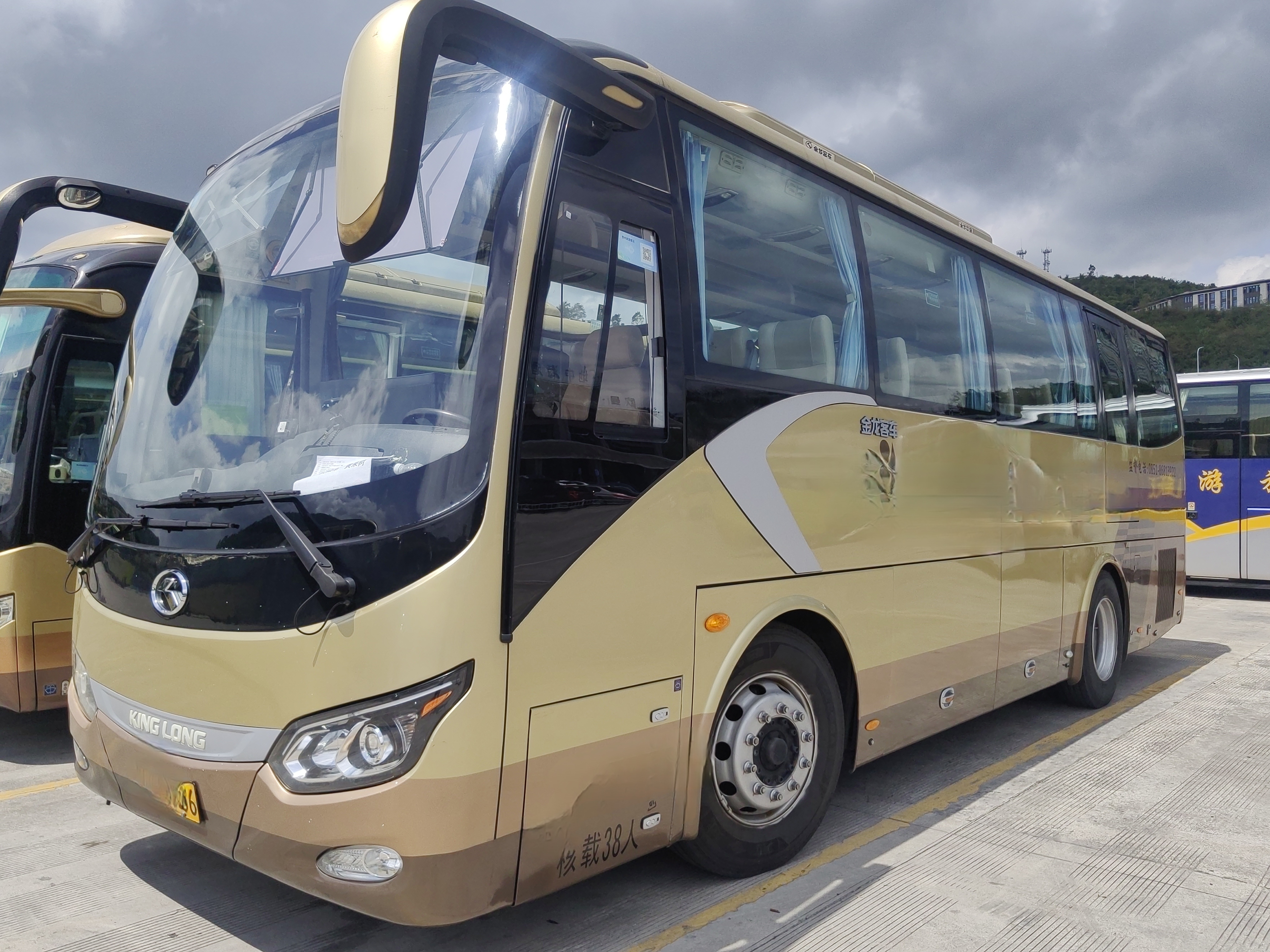 38 Seats 2020 Year Used Yutong Bus XMQ6901 Diesel Engine RHD LHD Driver ...
