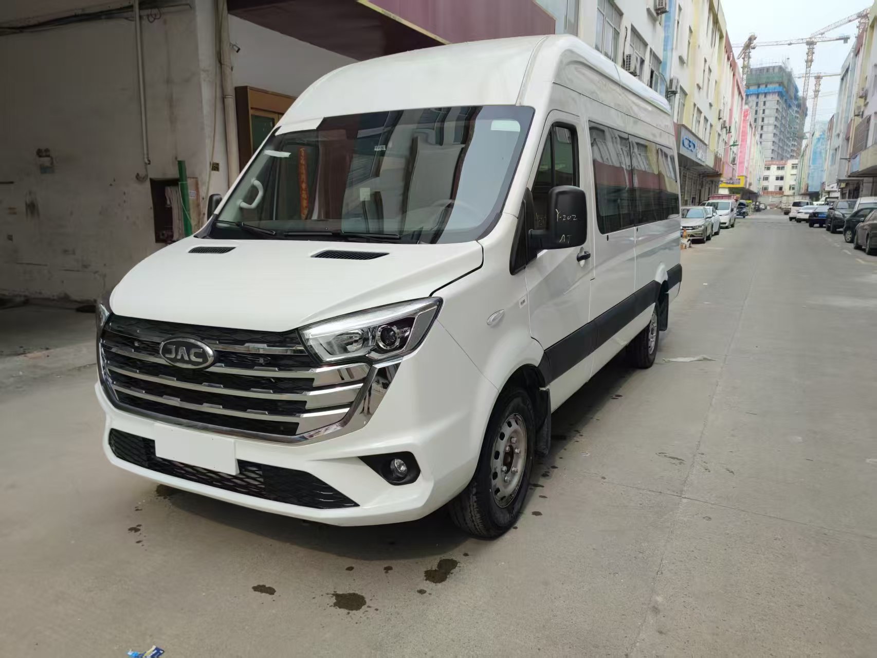 JAC Minibus 16 Seater Automatic Luxury Commuter Shuttle Bus