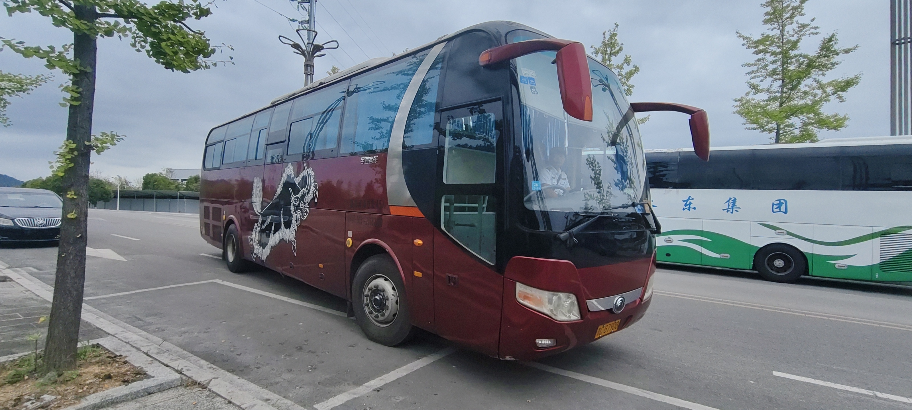 Used Yutong Bus 45 Seater School Church Commuter Airport Shuttle ...
