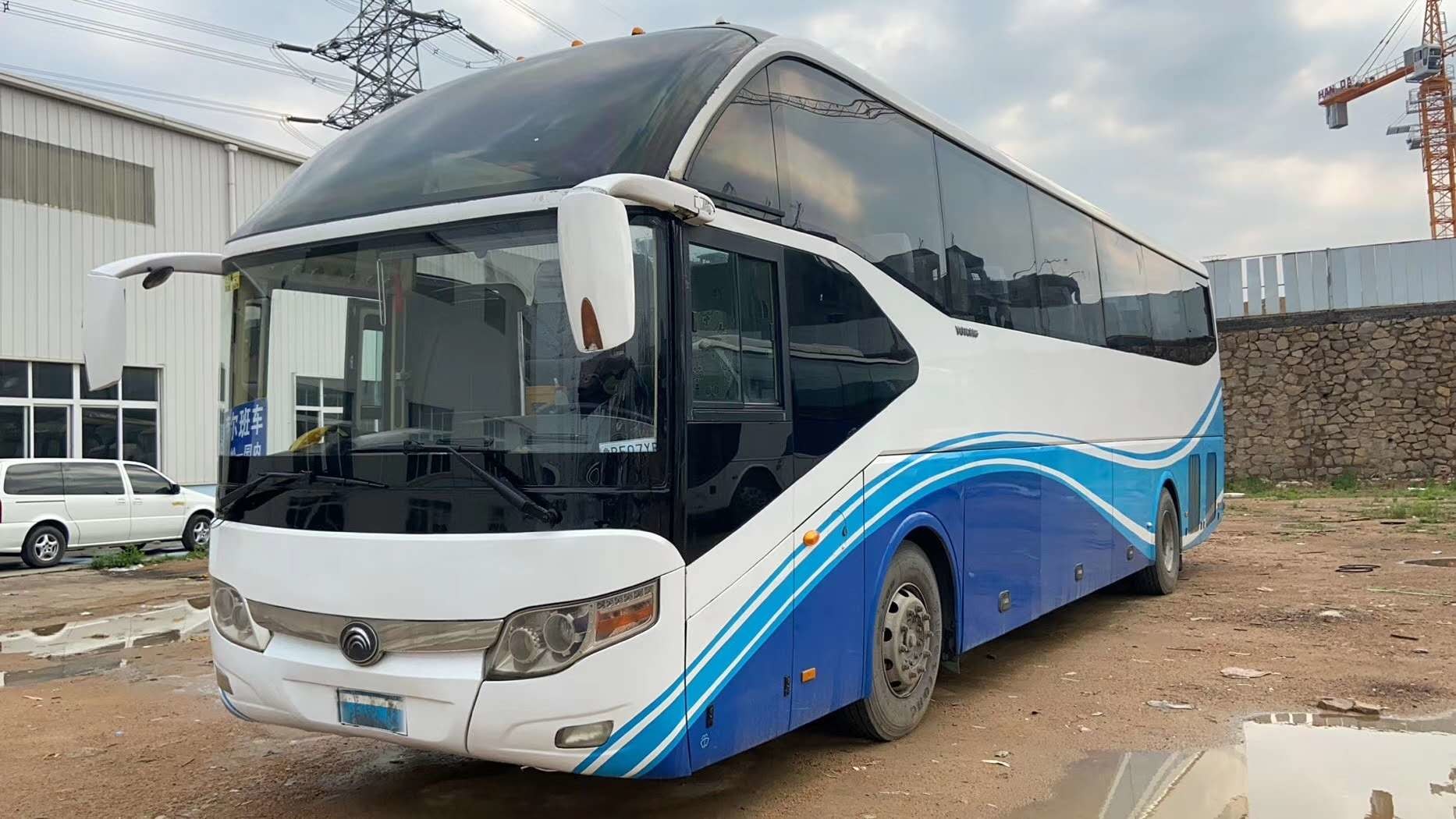 55 Seats 6 Tire 6050mm Wheelbase Used Yutong Buses Left Hand Drive Nude ...