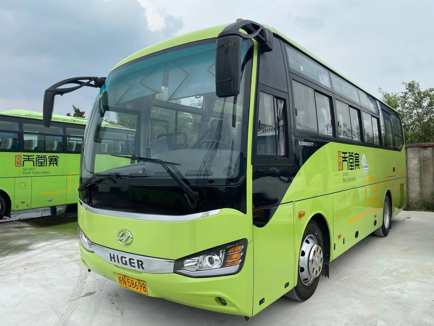 Current 2015 Year Higer Coach Bus 39 Seats Diesel Engine 162kw No Accident