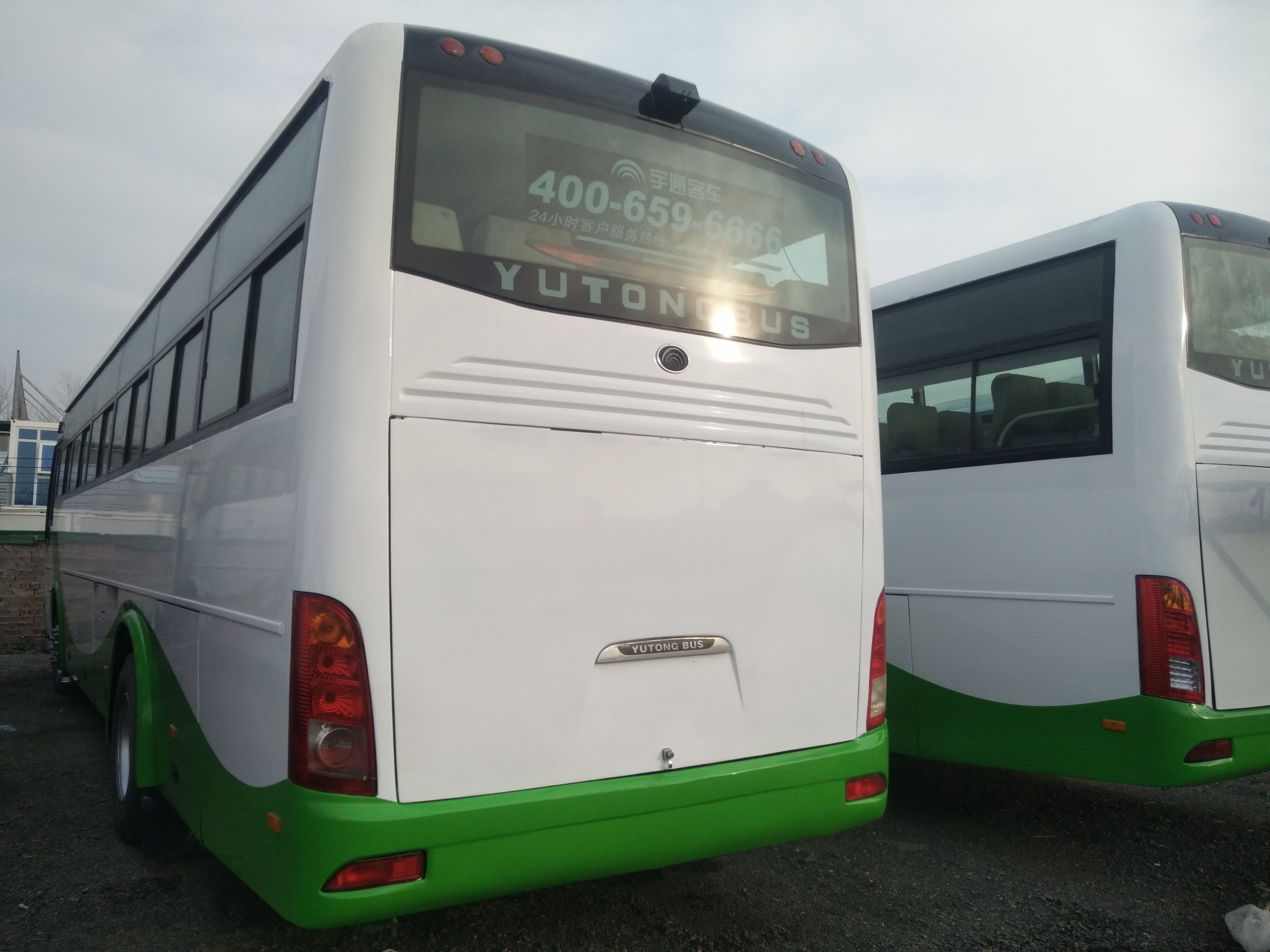 Used Yutong Buses Steel Chassis Front Engine Bus 53 Seats Used Tour Bus ...