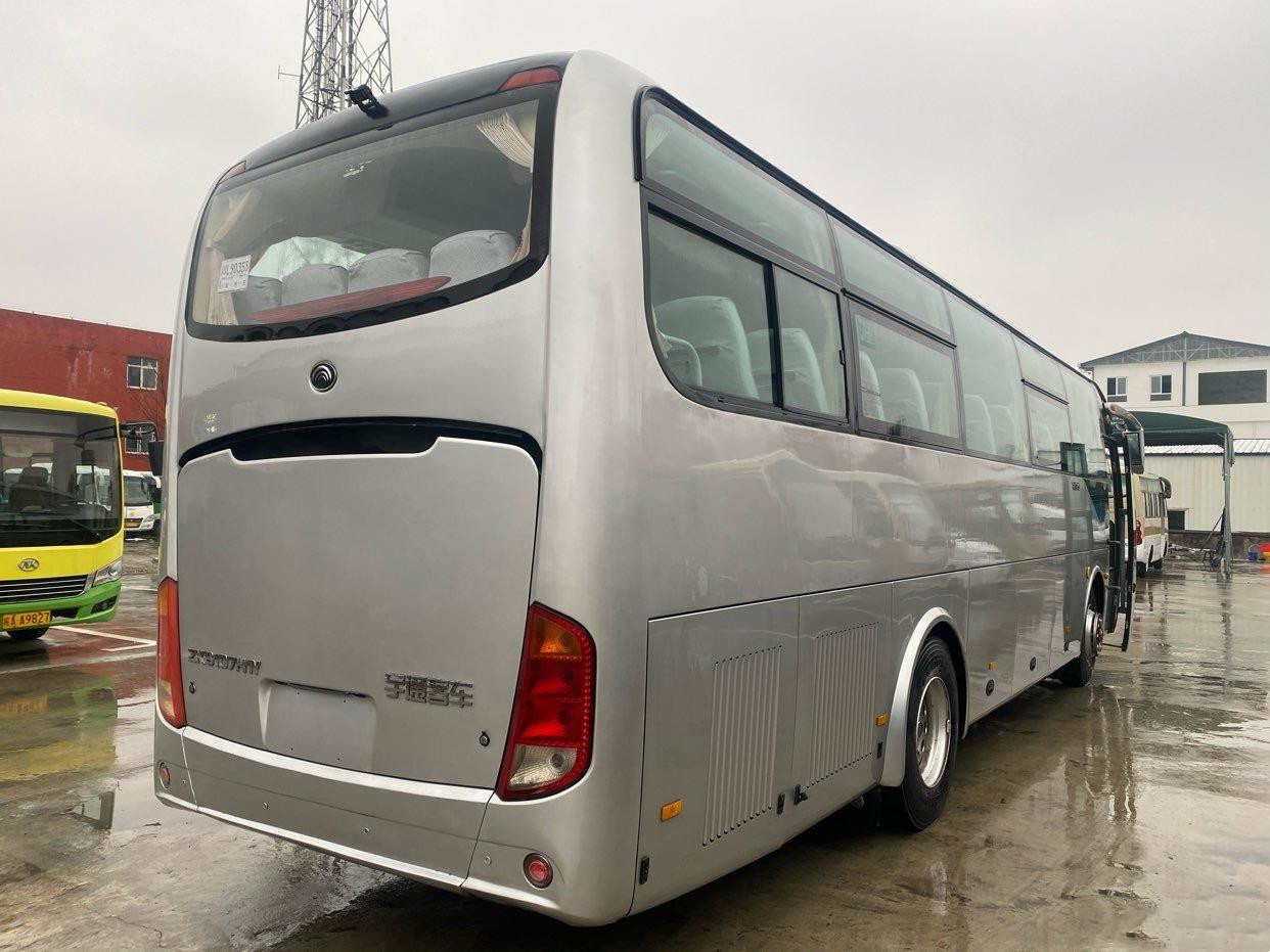 Used Yutong Buses ZK6107 Coach 49 Seats Tour Bus Luxury 2+2 Layout