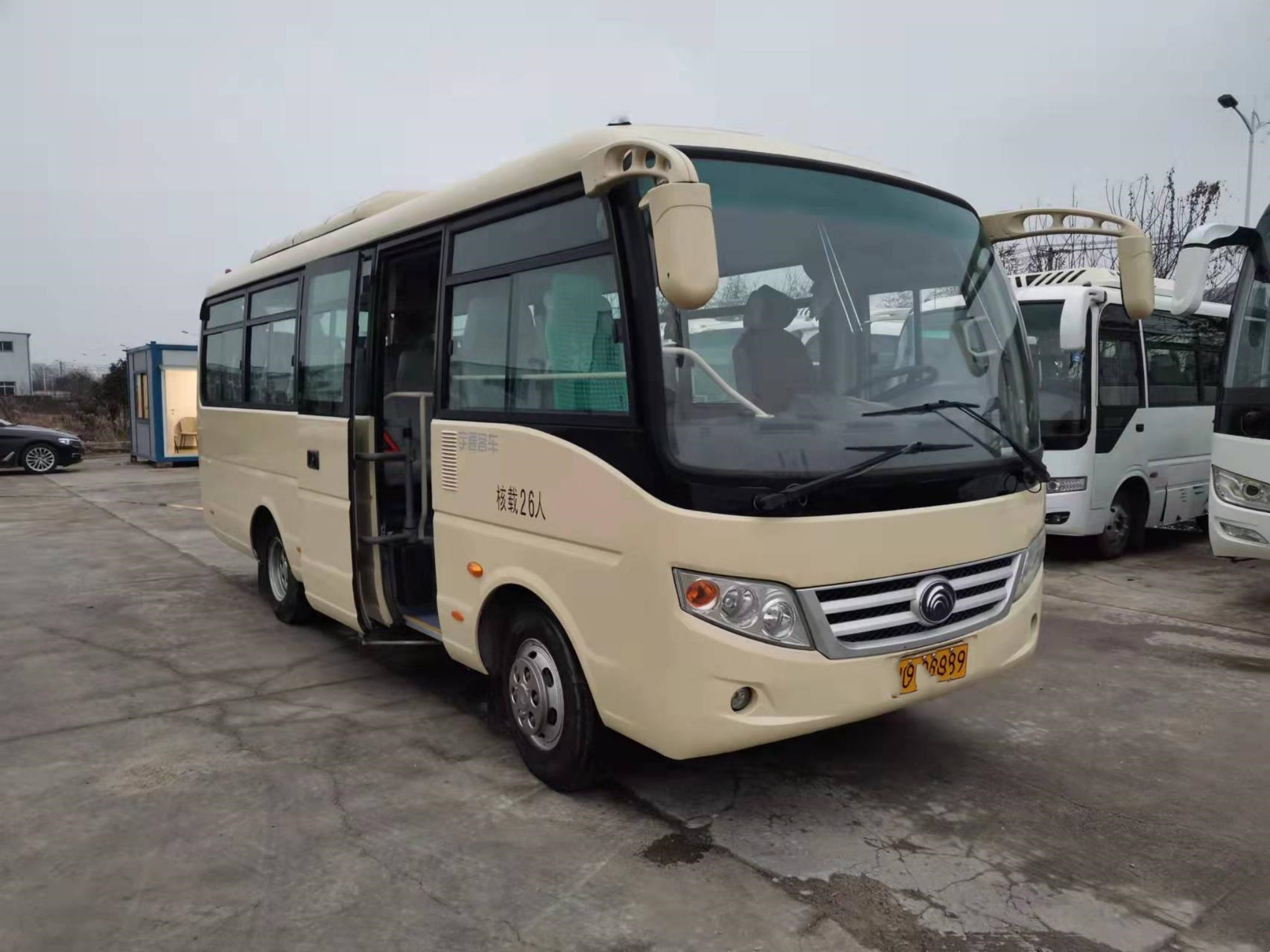 26 Seats Passenger Bus Yutong Second Hand Mini Bus Sightseeing Bus ...
