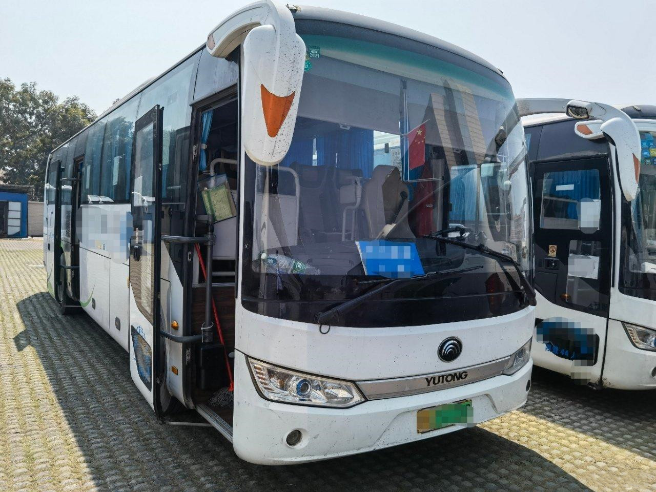 Used Urban Yutong Diesel Buses Second Hand Tour Coach Buses LHD Used ...