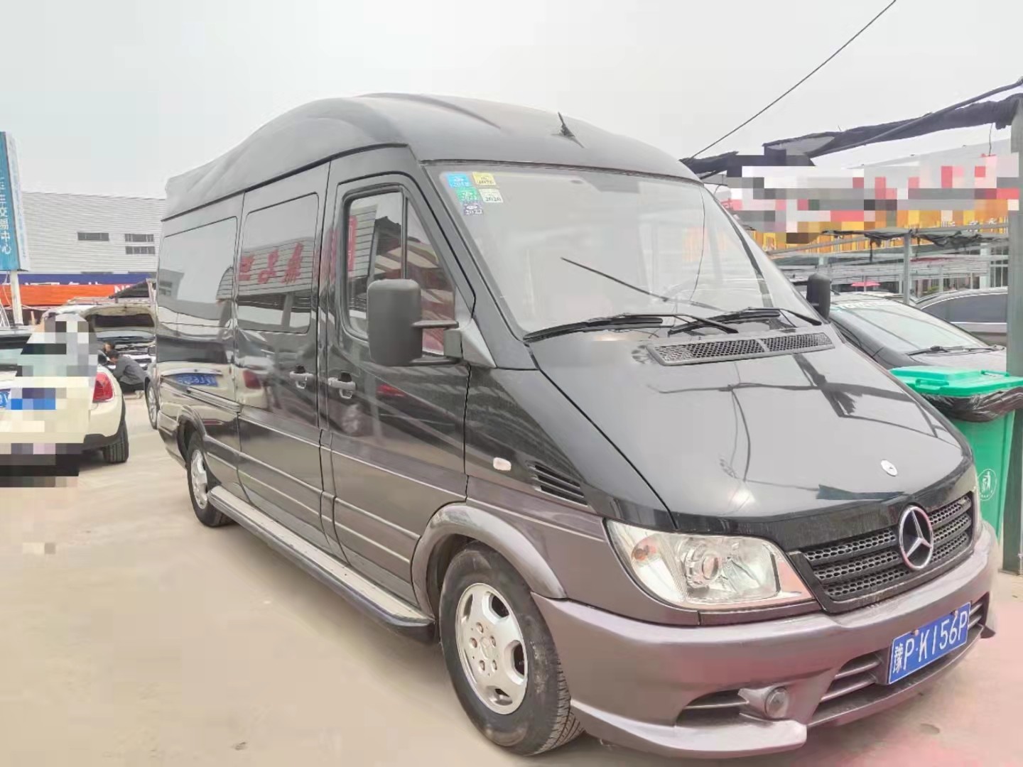 Commercial Minibus 9-Seater Mercedes-Benz Luxury Seats
