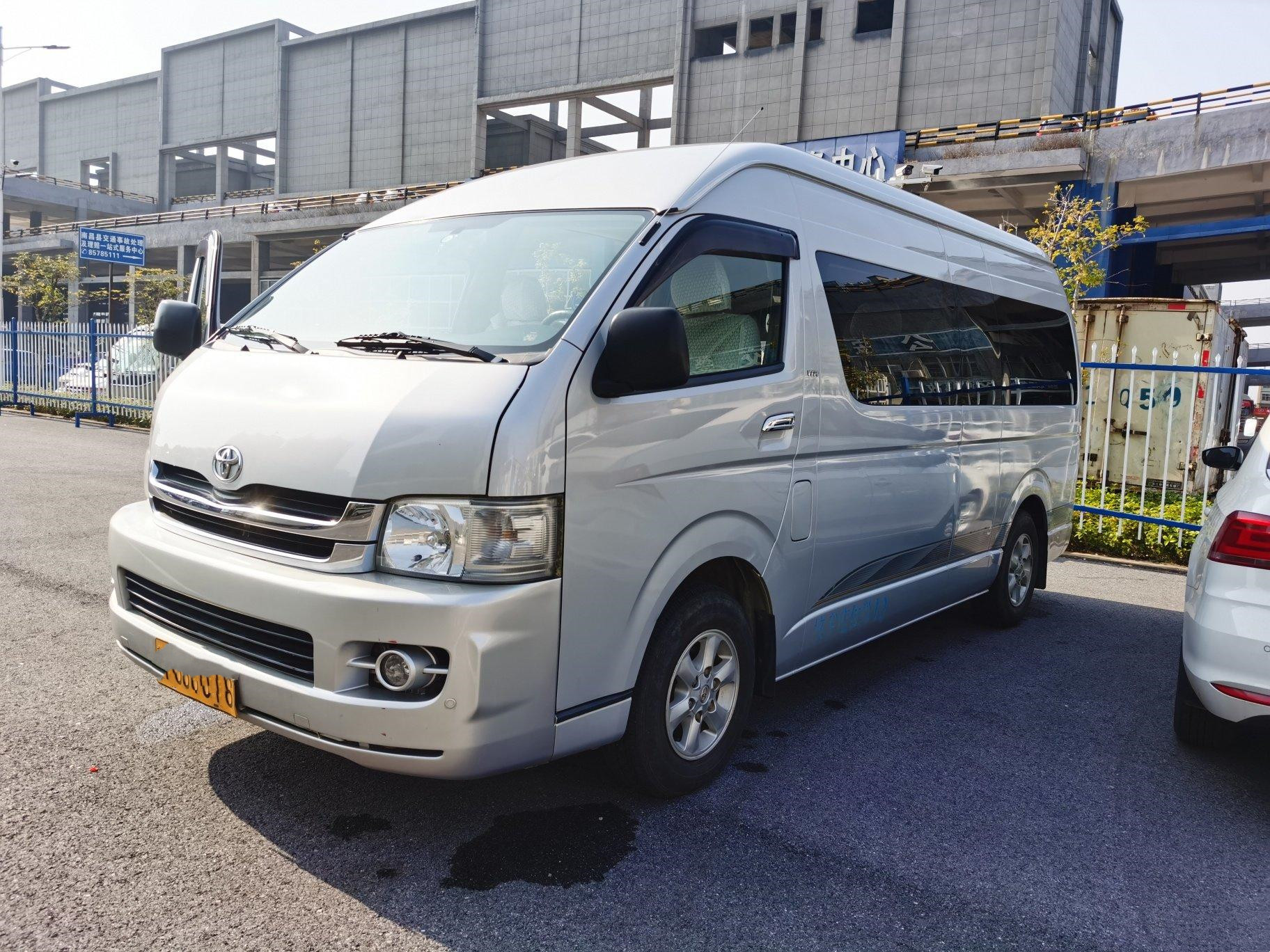 Toyota Hiace 13seats Second Hand Mini Bus Automatic Transmission 2.7L ...
