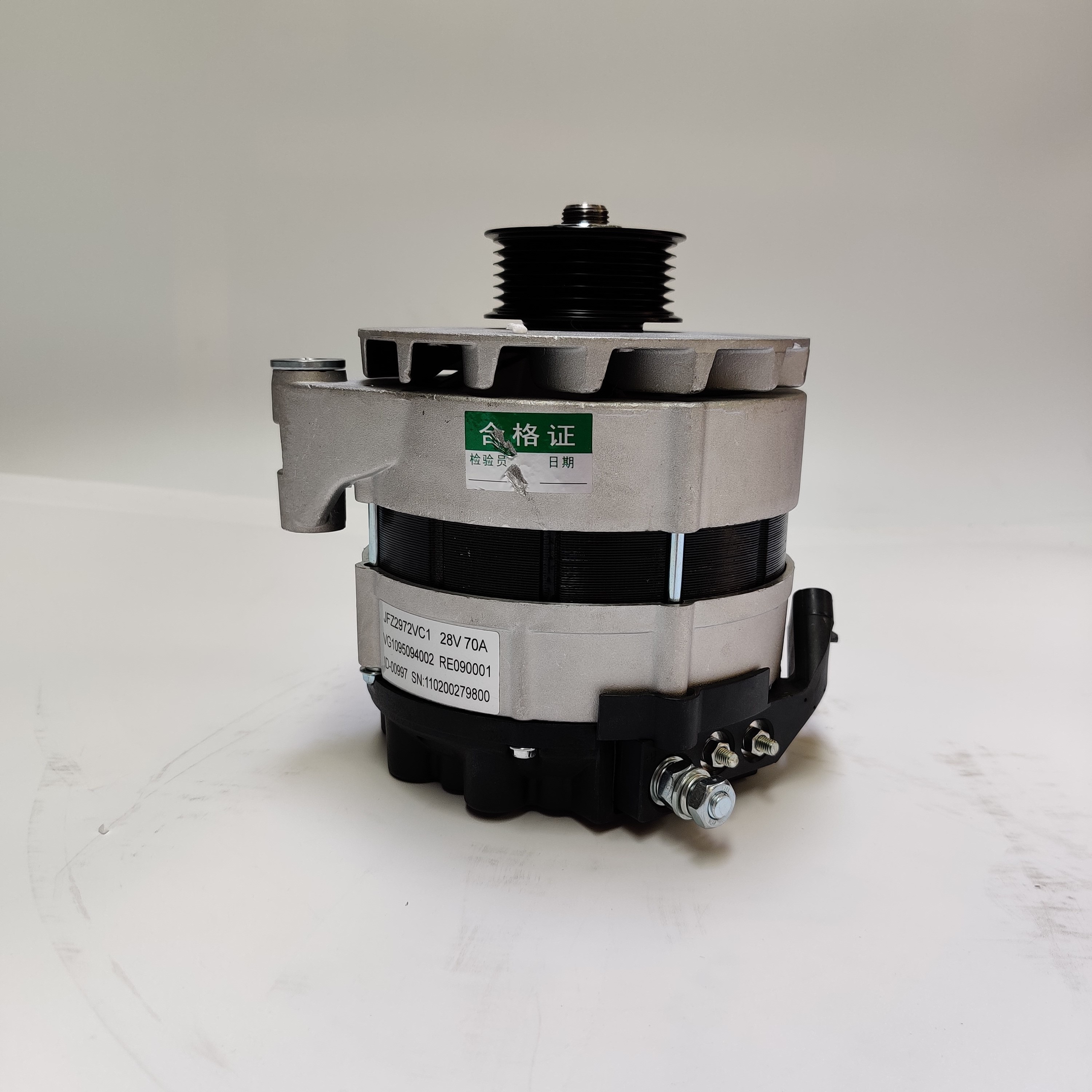 Howo Alternator Truck Sinotruk Spare Parts Howo 371 Alternator