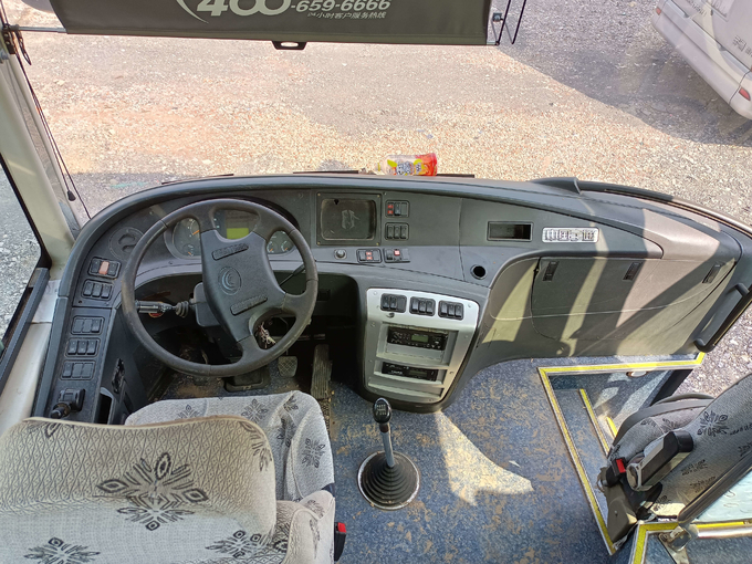 Coach Second Hand Yutong ZK6127 Model 67 Seats 2+3 Seats Layout Single Door