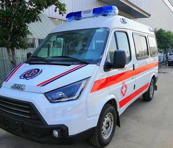 Single Axle Emergence Vehicles 4x2 Ambulance Car With Ergonomic Design ...